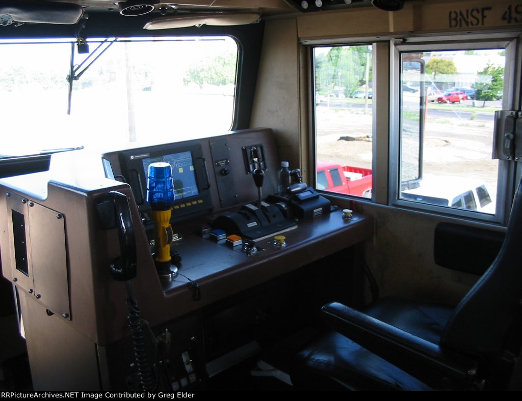 Dash-9 cab